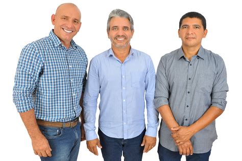 ELEIÇÕES Sinésio José oficializa candidatura para prefeito de