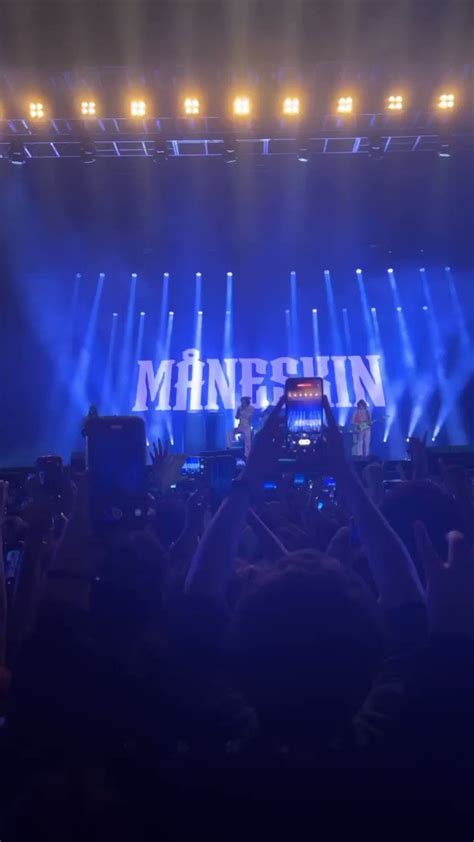MÅNESKIN OFFICIAL FANCLUB on Twitter Måneskin on stage w Vent