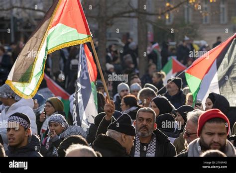 Berlin Deutschland Deu Pro Palaestinensische Gro Demonstration