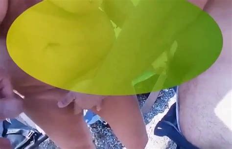 Moglie Italiana Spompina Due Guardoni In Spiaggia Solopornoitaliani