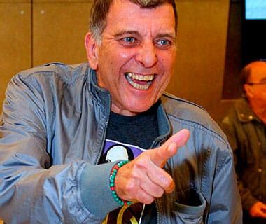 Jorge Fernando luta para recuperar a fala e movimentos após AVC