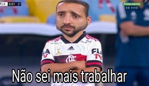Torcedores do Fluminense tiram onda após vitória de virada sobre o