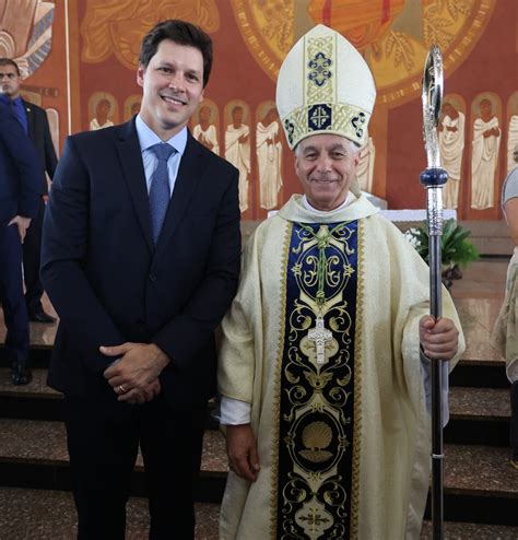 Vice Governador Daniel Vilela Prestigia Posse Do Novo Bispo Da Diocese