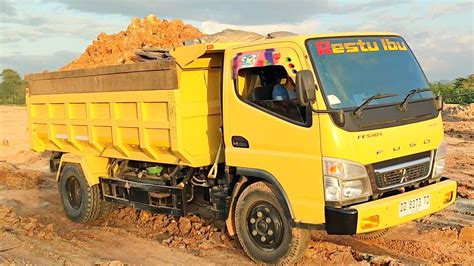 Dump Truk Fuso Restu Ibu Jomplang Muatan Tanah Merah Full Bak YouTube