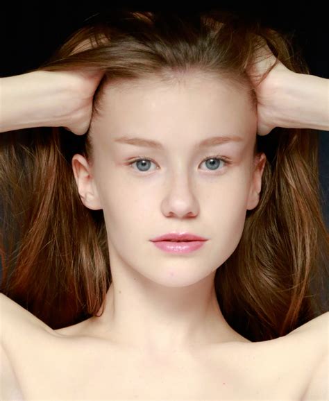 Yonitale Emily Bloom
