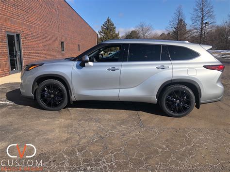 Toyota Highlander With Wheels And Vogue Signature V Tyres