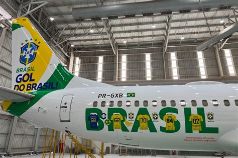 GOL cria arte especial e decora aeronave em homenagem às conquistas da