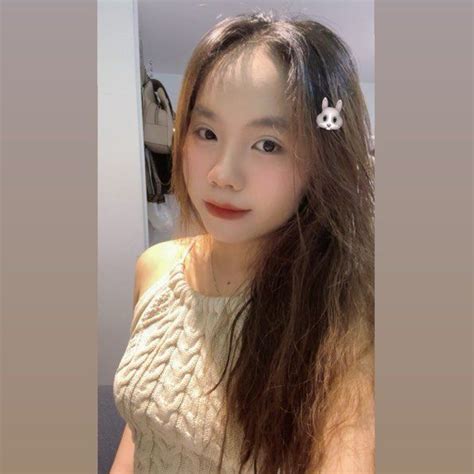 Phạm Kim Tuyền ktuyen 04 Threads Say more