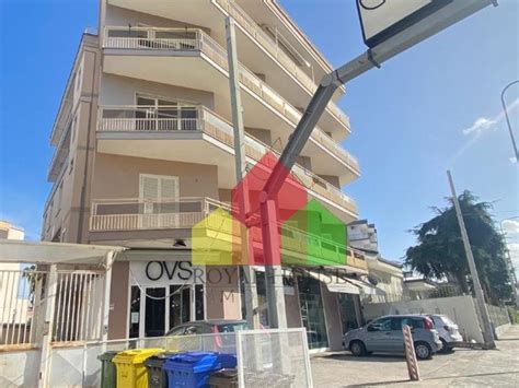 Vendita Appartamento Aversa Quadrilocale in viale della Libertà Buono