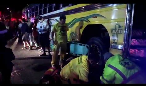 Hombre Pierde La Pierna Tras Ser Atropellado Por Autob S Tvm El Salvador