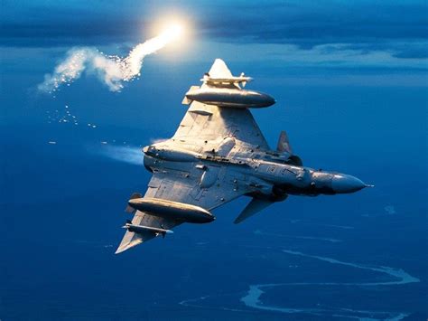 F 16 Rafale E Gripen In Gara Per Le Forze Aeree Della Colombia
