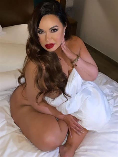El Atrevido Desnudo De Chiquis Rivera Que Desat Las Peticiones Para