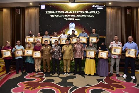 BPJS Ketenagakerjaan Bersama Pemerintah Provinsi Gorontalo Serahkan