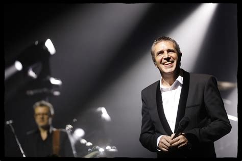 Photo Exclusif Julien Clerc en concert sur la scène de l Olympia