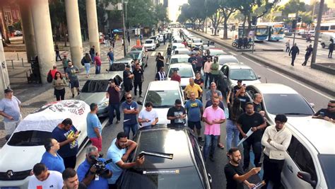 Motoristas de aplicativos de transporte fazem paralisação de 24 horas