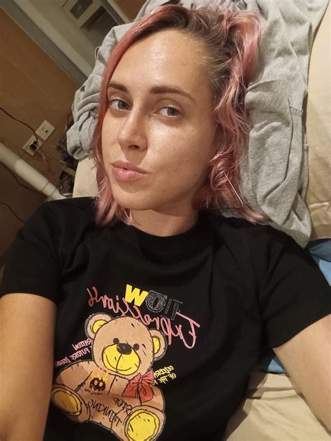 Last Night Resting After Finally Getting Some Shopping Done Been Living Out Of A Travel