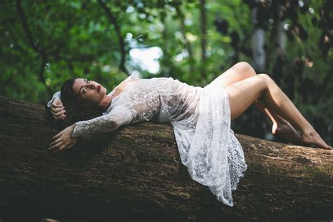 Outdoor Boudoir Page Fearlessly Feminine