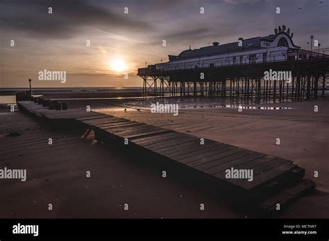Cleethorpes Pier Hi Res Stock Photography And Images Alamy
