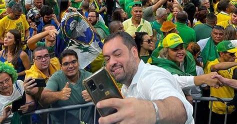 Cláudio Castro do PL é reeleito governador do Rio de Janeiro