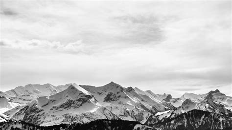 Black And White Minimal Mountains Wallpapers Wallpaper Cave