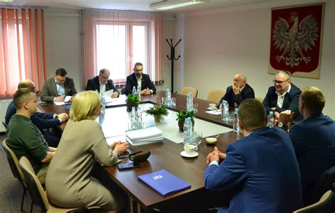 Stalowa Wola Umowa Na Termomodernizacj Zespo U Szk Nr Podpisana