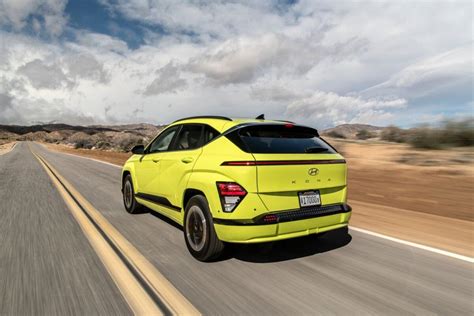 La Hyundai Kona Electric 2024 surpasse sa version à essence voici