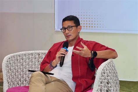 Sandiaga Uno Minta BUMN Pengelola Candi Borobudur Segera IPO Kumparan