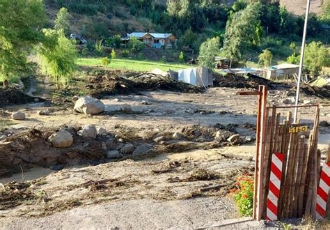 Andes On Line Aluviones Y Desbordes De Cauces Dejaron A Personas