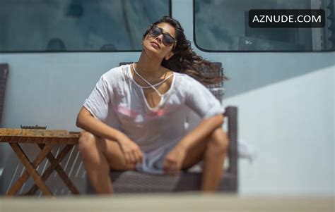 Shriya Saran Hot Sexy Bold Pics Collection AZNude