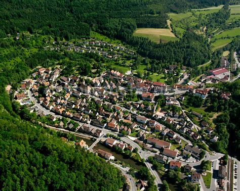 Luftaufnahme Wildberg Dorf Ansicht Am Rande Von Waldgebieten In