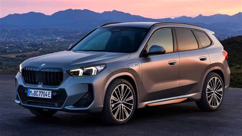 New Bmw X Xdrive E M Sport Package Phev First Look Specs