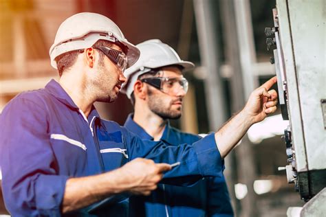 Tecnico Per La Programmazione E Gestione Di Impianti Di Produzione