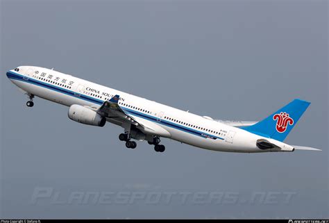 B China Southern Airlines Airbus A Photo By Stefano R Id