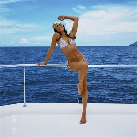 Kyra Santoro Shows Off Toned And Bronzed Body In Emerald Green Bikini