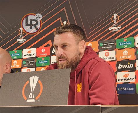 Conferenza Stampa DE ROSSI Lukaku Ha Un Problema All Anca Non So Se