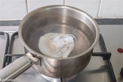 Salade de pommes de terre nouvelles aux gésiers et œufs pochés