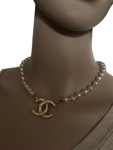CHANEL Gold Cc Logo Pearl Necklace Vintage Pearl Necklace Vintage