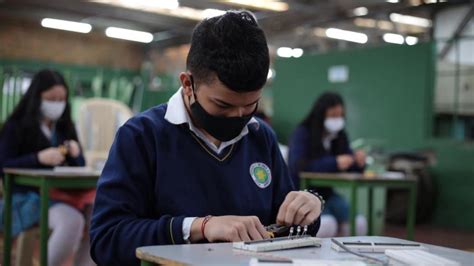 El colegio más grande del Distrito volvió a clases presenciales