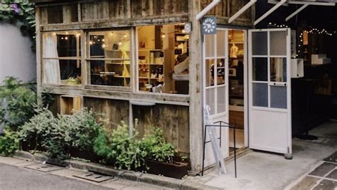 Desain Warung Kopi Sederhana Di Kampung Pasti Nyaman