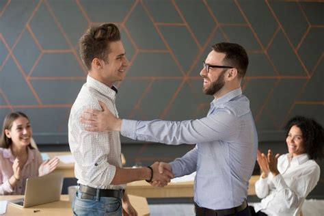 Capacítate para el empleo imparte el curso Retroalimentación en el