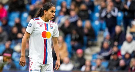 D Arkema Amel Majri Ol Lue Joueuse Du Mois Du Mars Football
