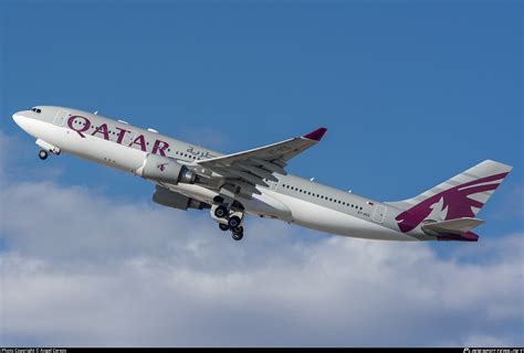 A Acg Qatar Airways Airbus A Photo By Angel Cerezo Id