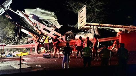 Choque En La Autopista Del Sol Deja Nueve Muertos Y Cuatro Heridos Uno TV