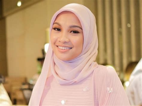 Top 10 Artis Malaysia Tercantik