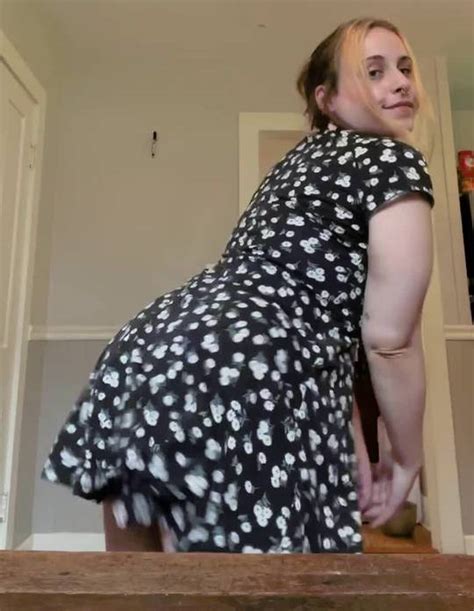 Do You Like Whats Under My Dress Scrolller
