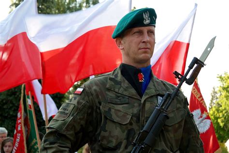 Zarobki W Wojsku 2023 Strefa Biznesu