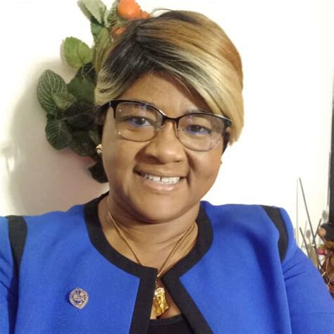 Josefina LORENZO Universidad Autónoma de Santo Domingo Santo Domingo