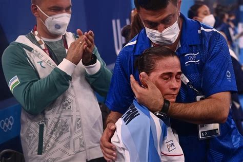 VIDEO JO 2021 après huit Jeux olympiques disputés la gymnaste