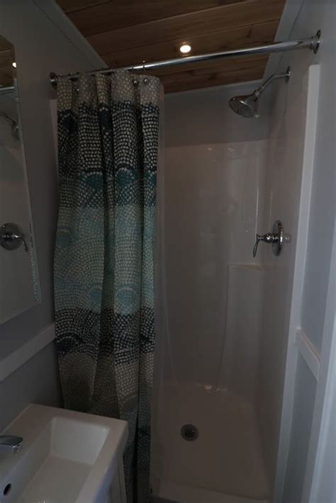 20ft Everest Tiny House With First Floor Bedroom Tiny House Bathrooms