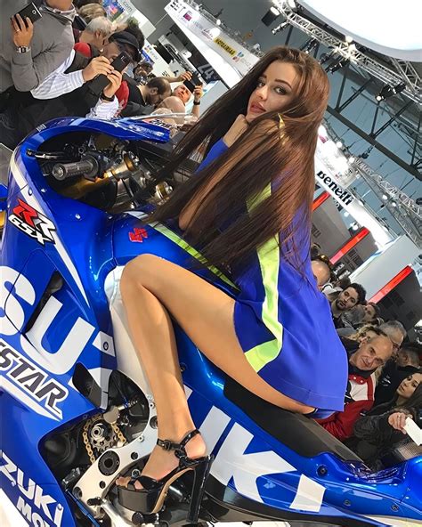 Chica De Calendario On Twitter Desde Italia 🇮🇹 Para Enamorar A Los Hombres Llega Elena Berlato
